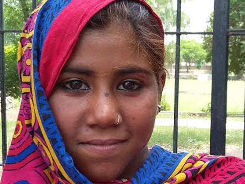 Riffat, a Pakistani gypsy girl, inspires cross-border film | Hindustan ...