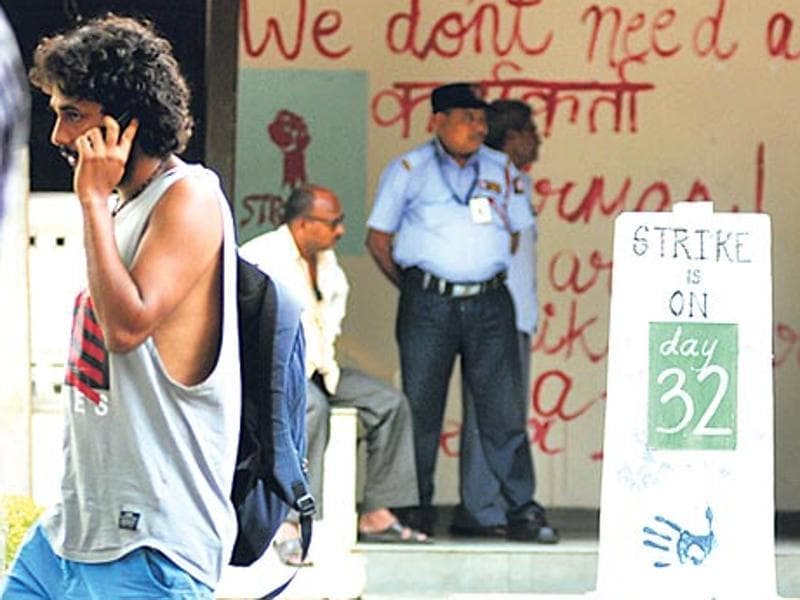 FTII students call off hunger strike, govt to hold fresh talks | India News