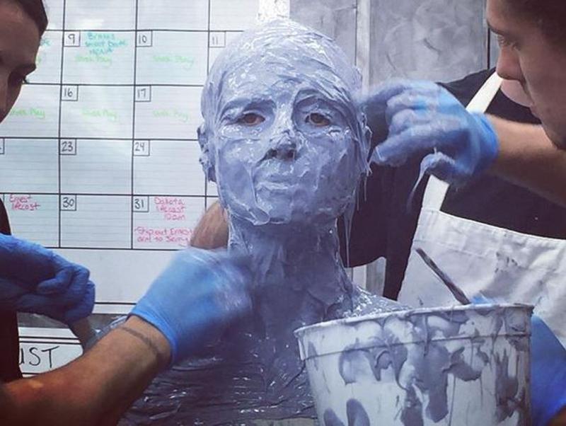 It’s Halloween, time for another insane Heidi Klum costume | Fashion Trends