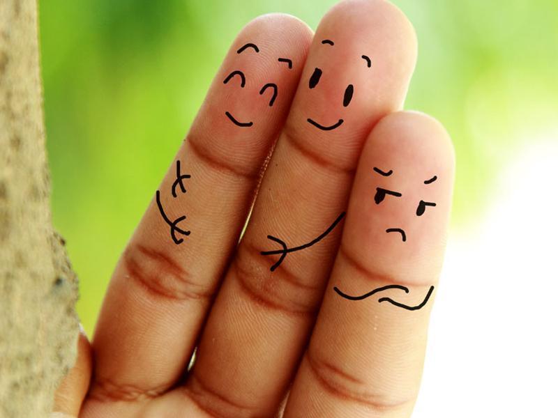 Dealing with a partner who is obsessed with friends | Hindustan Times