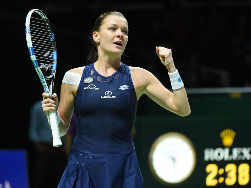 WTA Finals: Radwanska sees off Muguruza challenge to enter final ...