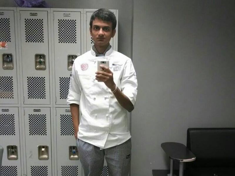 Indian-origin student bags presidential scholarship in US | Hindustan Times