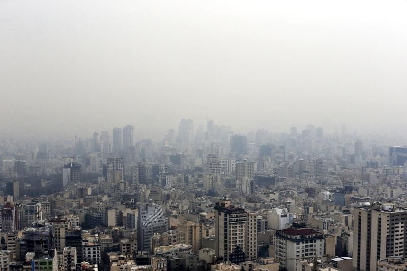 Iran: Pollution in Tehran forces cancellation of 2 football matches ...