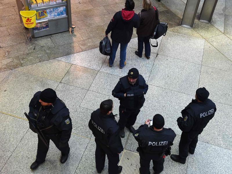 Germany lifts alert of imminent attack by IS in Munich | World News