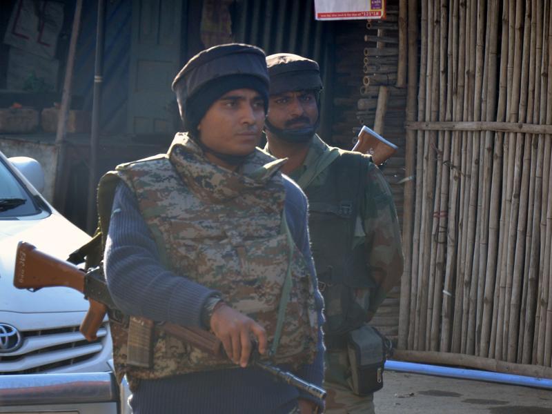 5 terrorists, 3 security men killed in Pathankot air force base attack ...