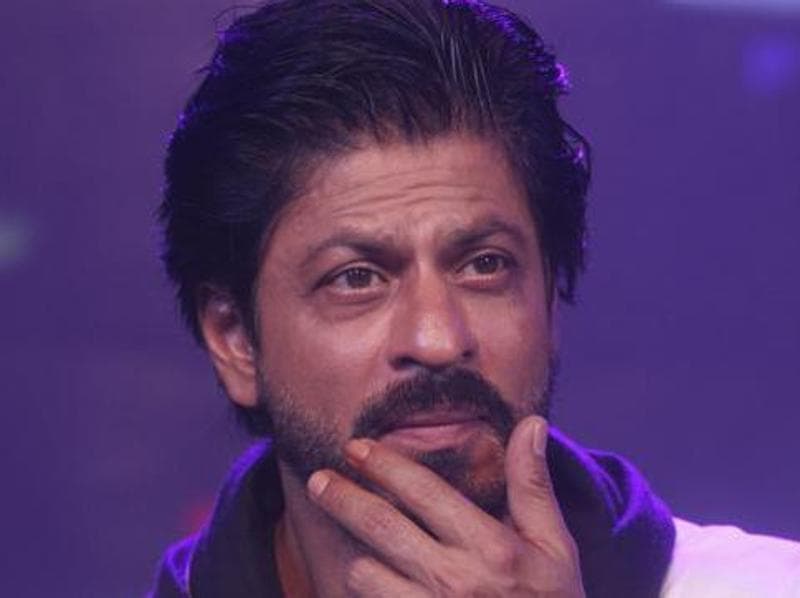 It’s very difficult to catch hold of SRK: Vishal Bhardwaj | Bollywood