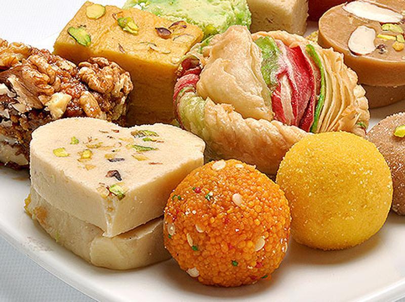 Sweets, samosas and saris to cost more in Bihar | Hindustan Times