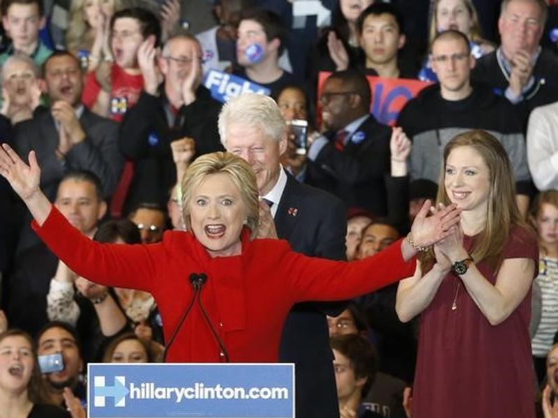 Iowa: Hillary wins three precinct delegates after coin toss | World News