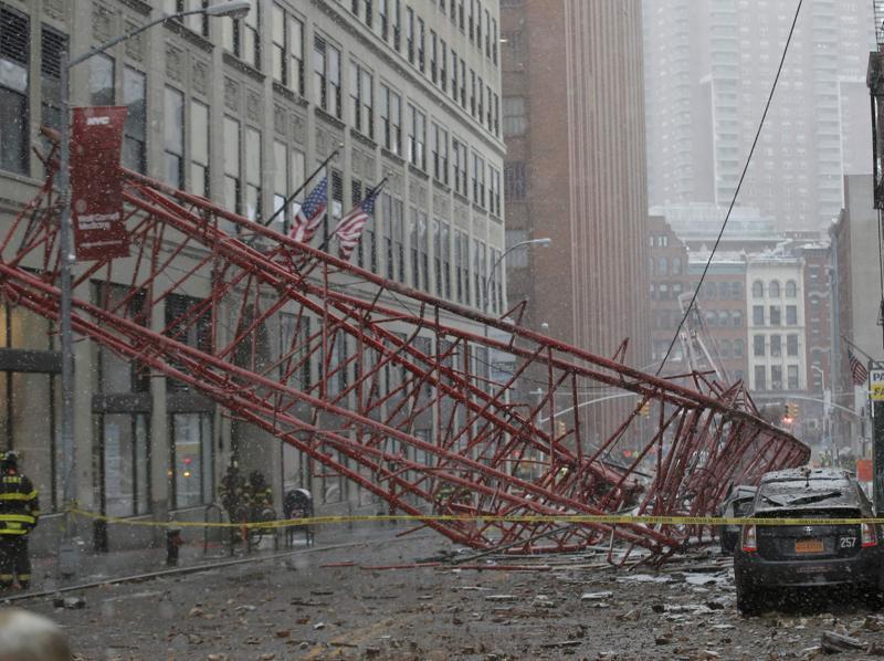 1 dead, 2 seriously hurt in Manhattan crane collapse | World News