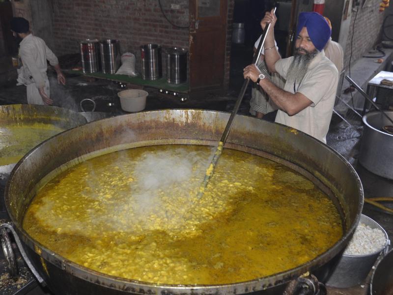 Golden Temple serves organic langar, other gurdwaras motivated ...