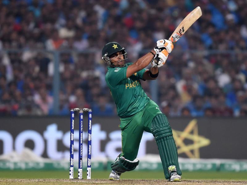 Akmal earns PCB wrath after ‘complaining’ to Imran Khan on batting slot ...
