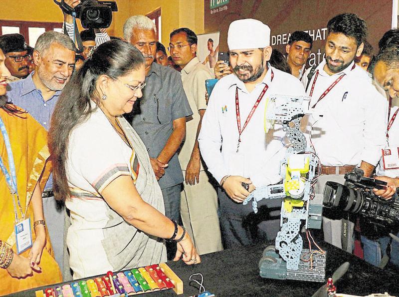 Rajasthan: Raje launches RajNET to connect the entire state | Hindustan ...