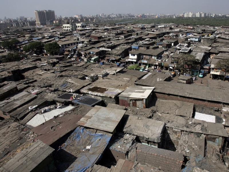 Form panel to decide Dharavi residents’ eligibility: Fadnavis | Mumbai news