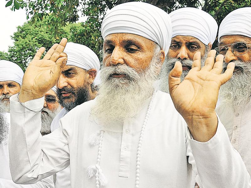 Murder fallout: Brother trying to align with Akalis to trigger clash ...