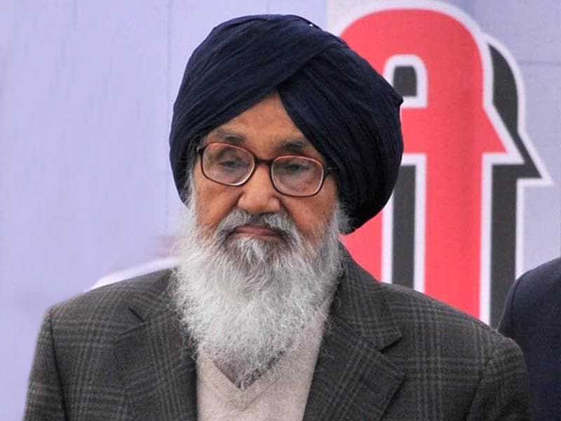 Badal meets Modi amid Rs 20,000-cr credit logjam | Hindustan Times