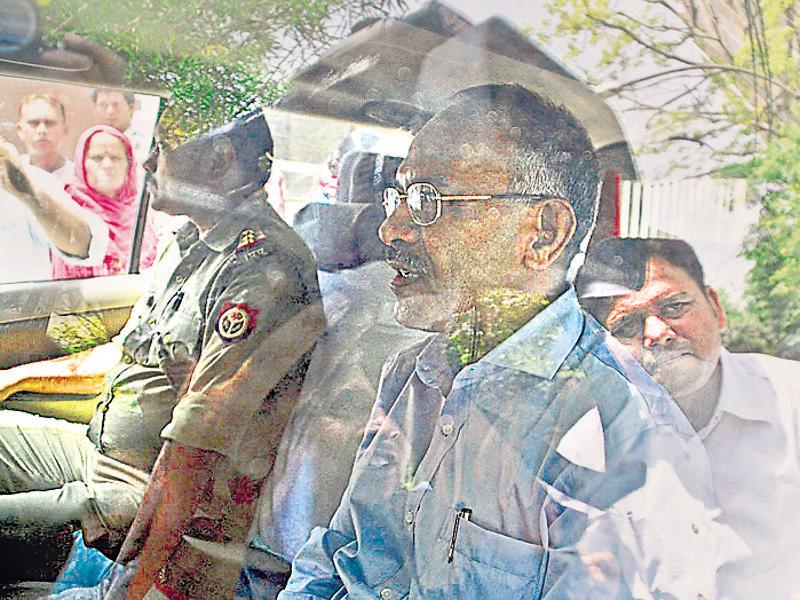 IAS officer convicted in Noida plot allotment scam surrenders, sent to ...