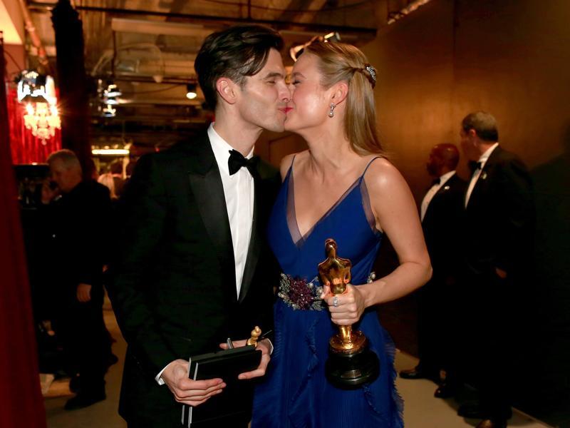 Brie Larson is engaged to musician boyfriend Alex Greenwald! | Hollywood