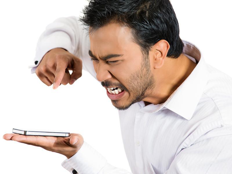 Walk the talk: Excessive use of smartphones can make you hyperactive ...