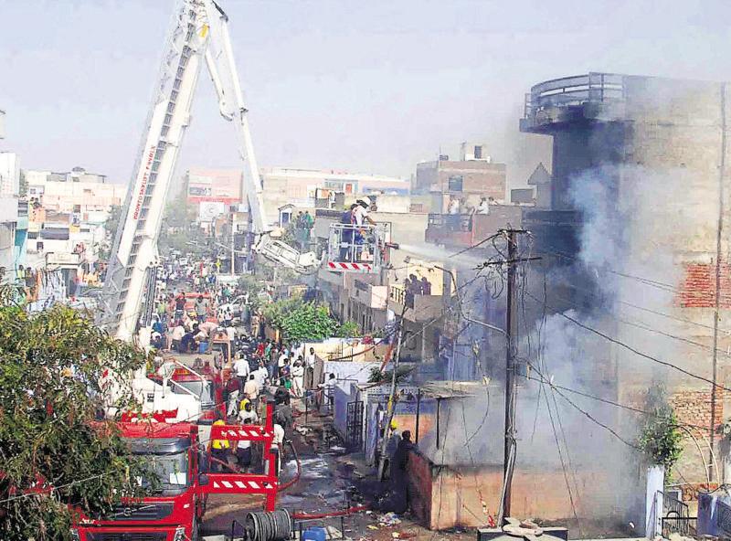 Jaipur has only one snorkel ladder to fight high-rise fire | Hindustan ...