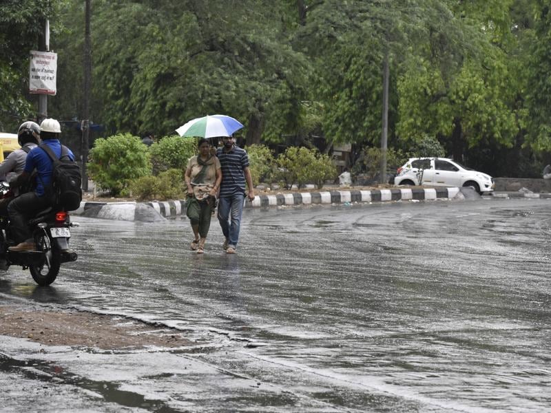 12 killed in storm, heavy rains in UP | Latest News India