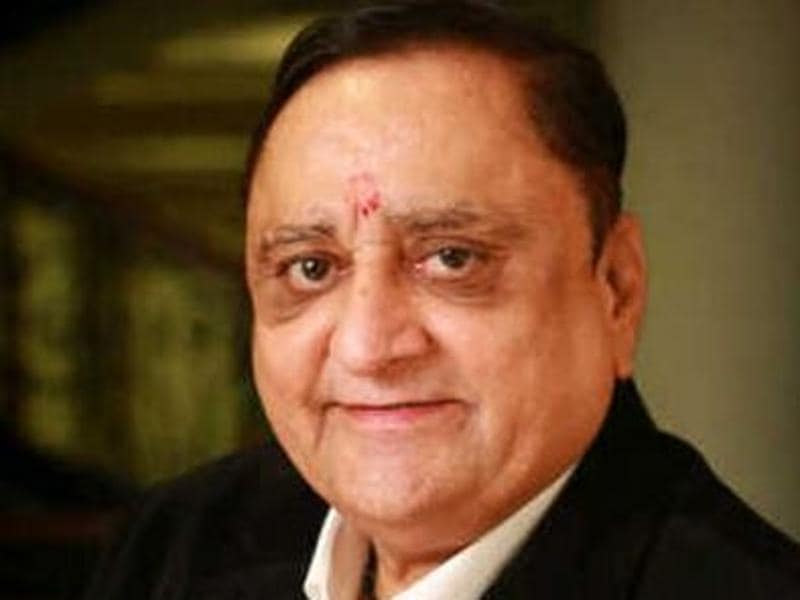 Akshay, Sippy, Ghai attend Vikas Mohan’s funeral | Bollywood