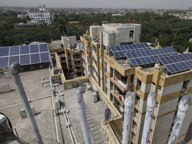 Delhi govt aims to generate 1,000 MW solar power in five years | Latest ...