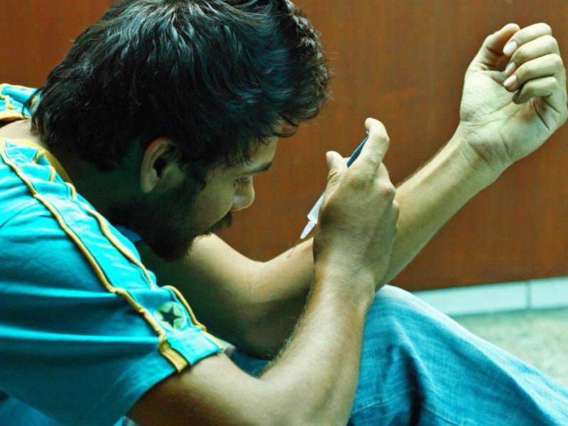 Cops thrashed by group, ‘peddler’ escapes in drug raid at infamous Moga ...