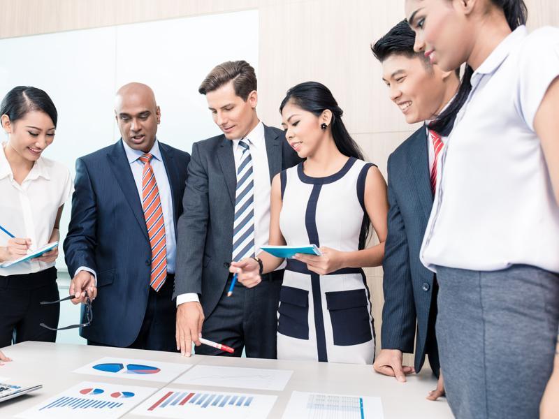 Game for a walking meeting? Walk the talk at workplace for super health ...