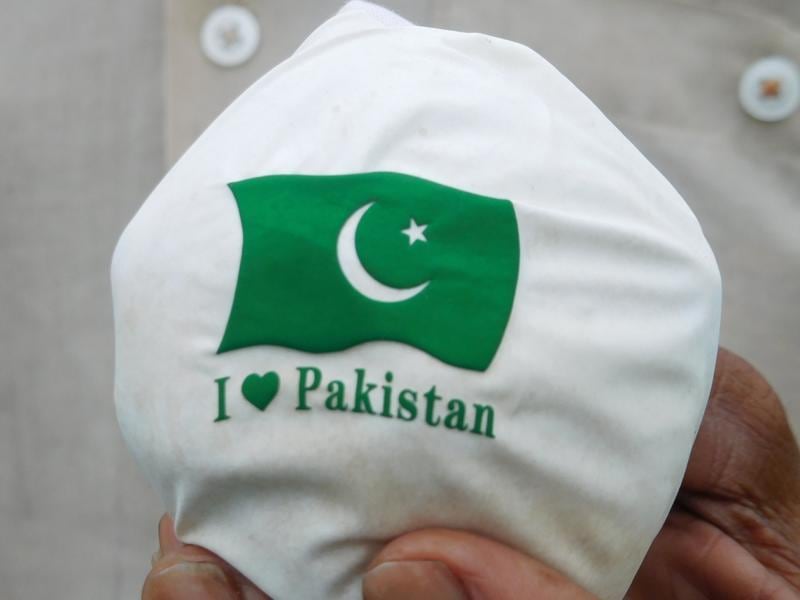 ‘I love Pakistan’ balloon lands near Dinanagar, causes panic ...
