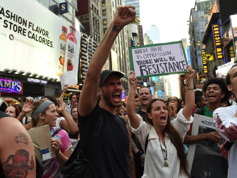 4 officers now dead in sniper attack during protest in downtown Dallas ...