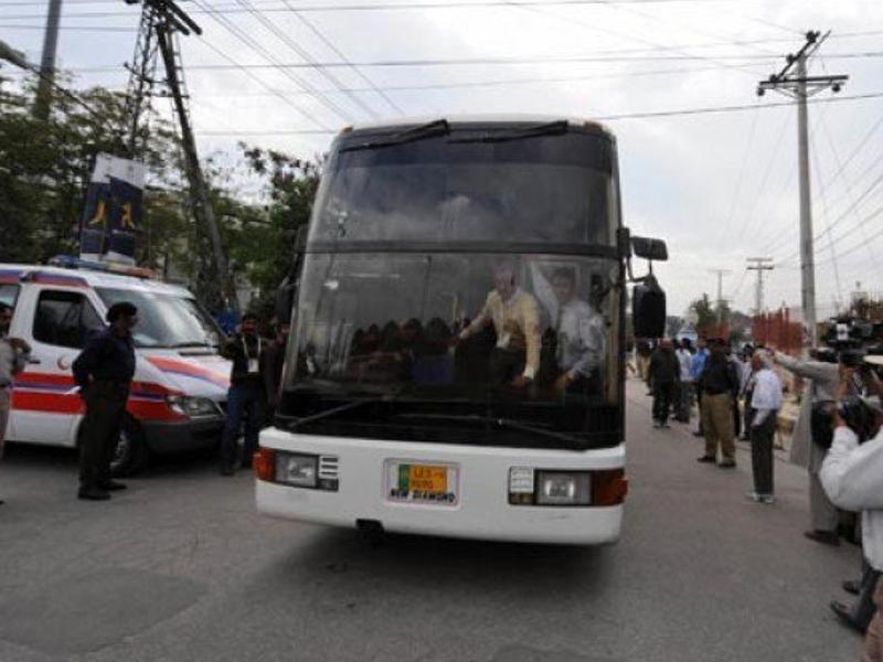 Pakistan buys bulletproof buses to woo back visiting cricket teams ...