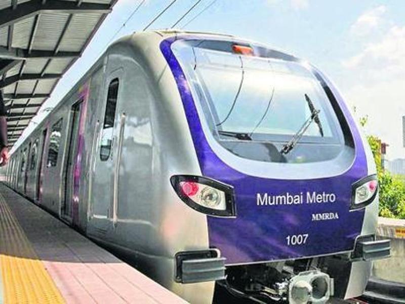 Rail overbridge runs into JVLR metro corridor | Mumbai news