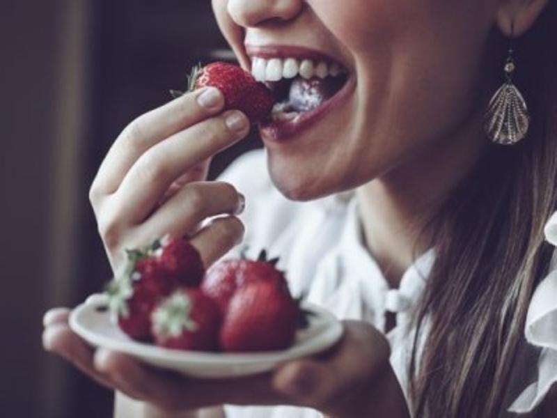 Want to diet successfully? Work on self-control, eat healthy treats ...
