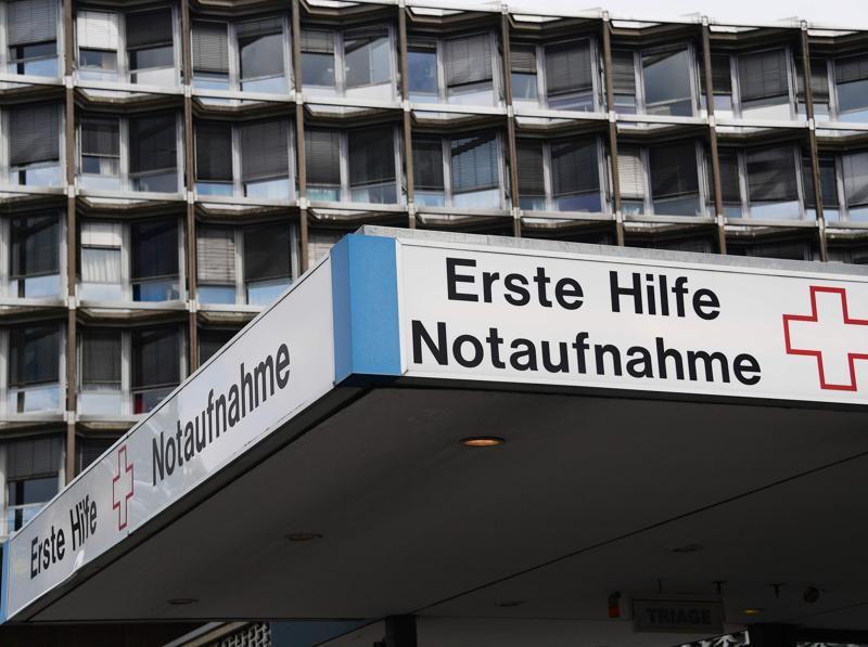 Man shoots dead doctor at Berlin hospital before killing himself ...