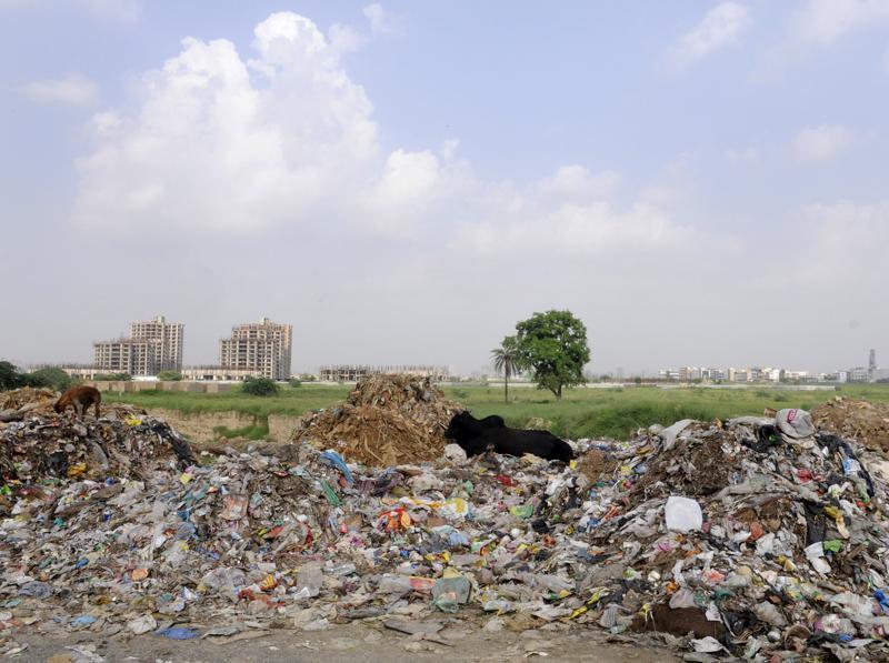 Villagers prevent Noida authority from dumping solid waste in their ...