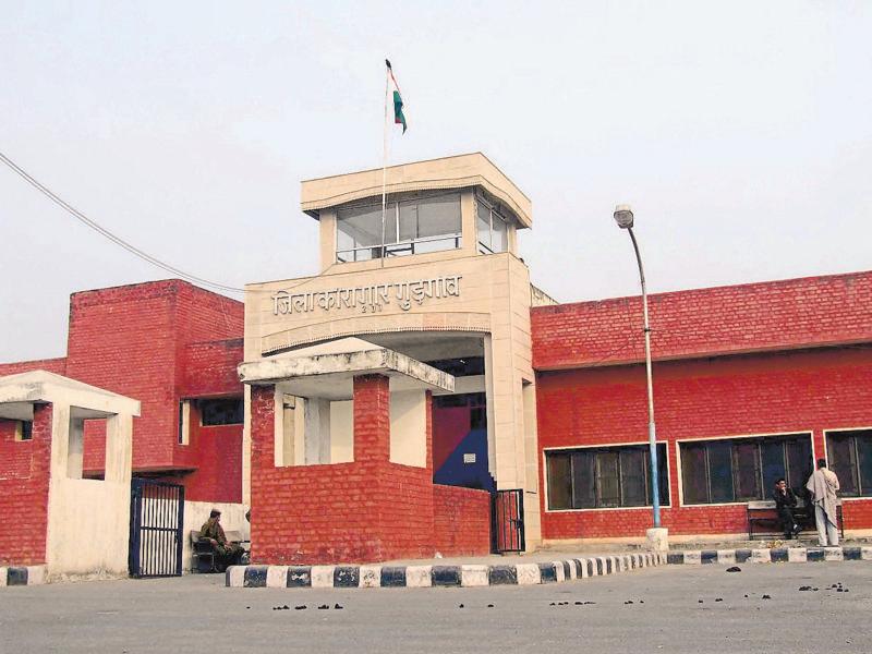 Five days after receiving President’s award, Bhondsi jail SP booked for ...