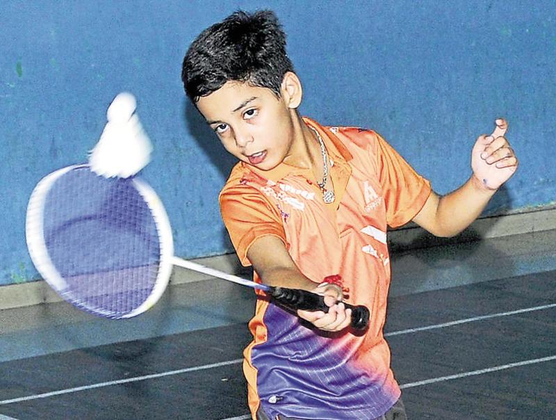 Saina Nehwal, PV Sindhu inspire: 300 shuttlers take part in dist ...