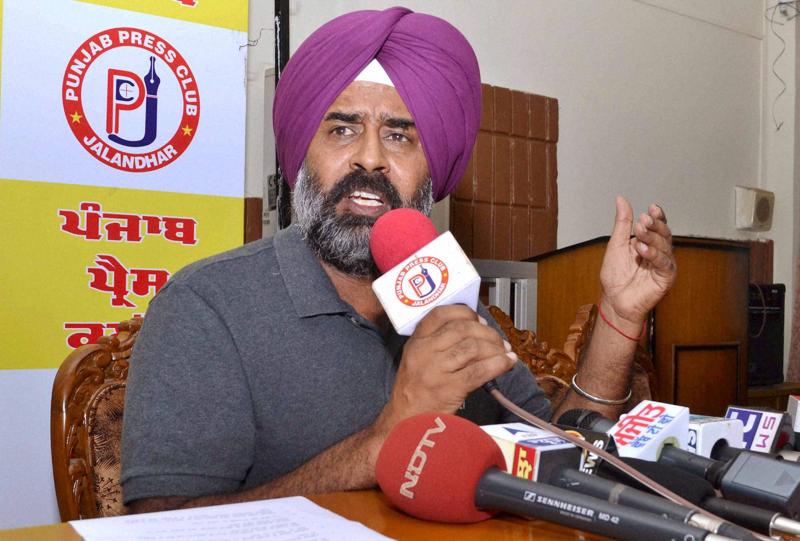 Give marks to put sports on a par with studies: Pargat Singh | Olympics