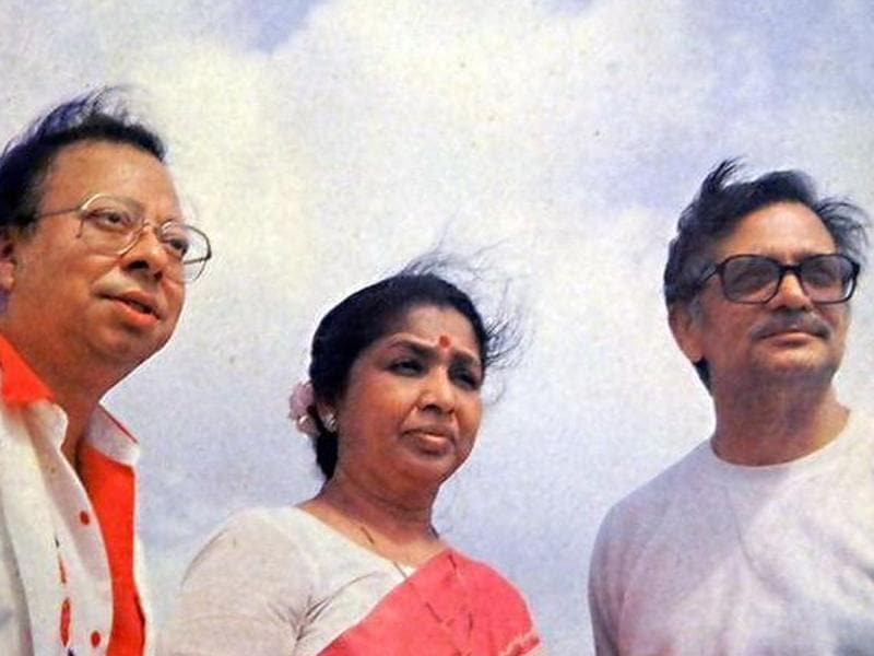 Asha Bhosle shares the story behind Dil Padosi Hai | Bollywood