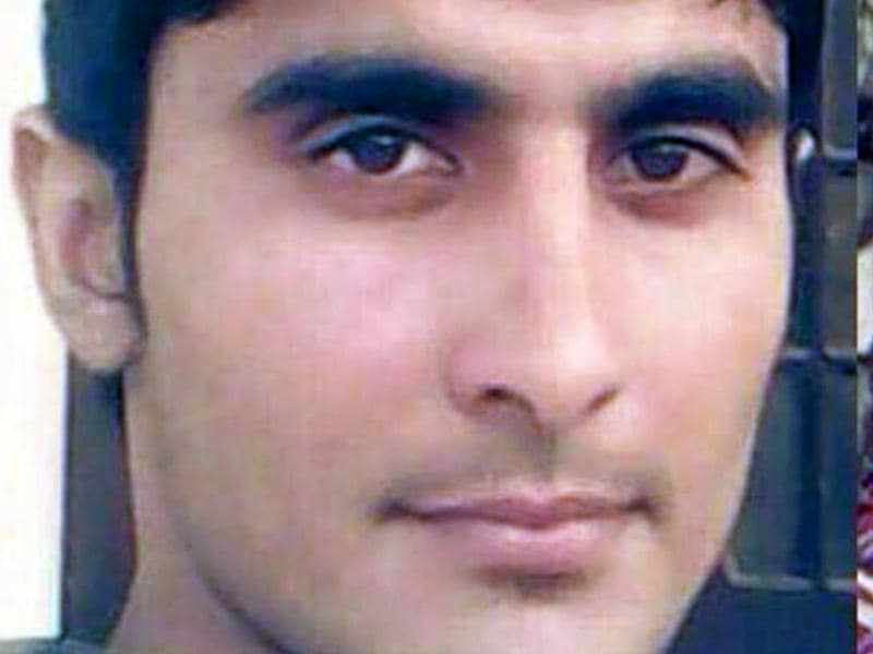 Punjab gangster, Facebook villain Bambiha gunned down at Bathinda ...