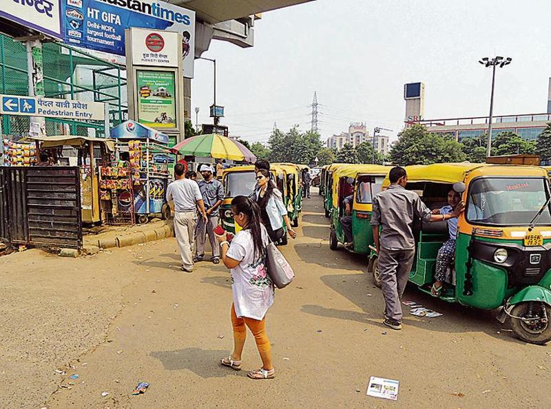In pics: Errant Gurgaon auto drivers tamed after recent police ...