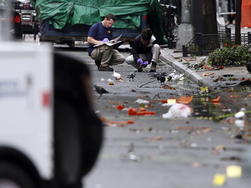 A New York City tale: Two ‘gentlemen’ find bag, remove bomb, take bag ...