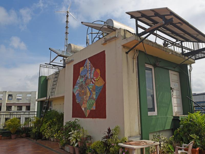 Solar, wind energy power this Vile Parle building | Mumbai news