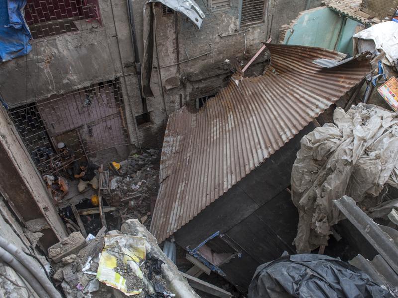 No post-mortem conducted on six young victims of Bandra building ...