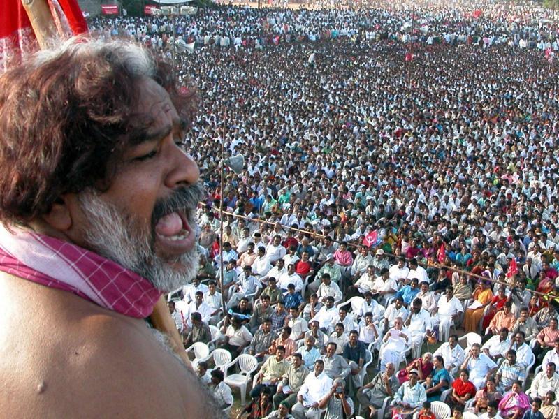 Gaddar protests against repression in song | India News