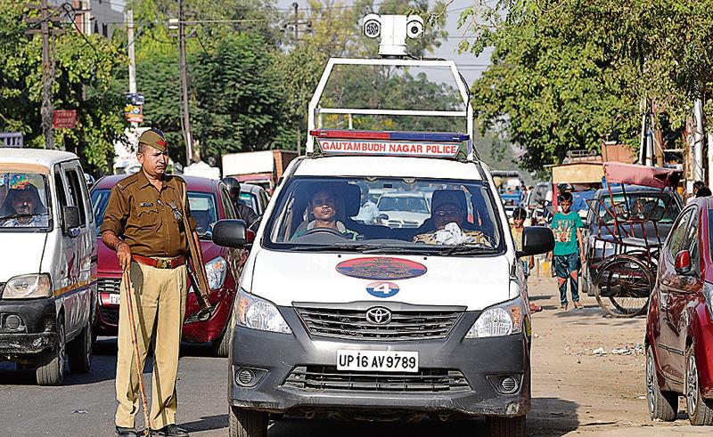 PCR vans in Noida mounted with high-resolution cameras | Hindustan Times