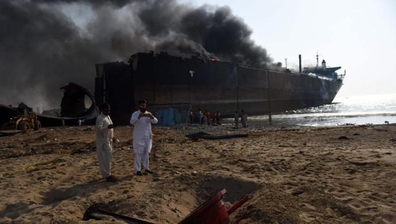 Pakistan ship-breaking yard explosion: Death toll jumps to 18 | World News