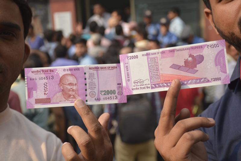 Just 35,000 personnel to replenish ₹16 lakh crore in ATMs | Business News