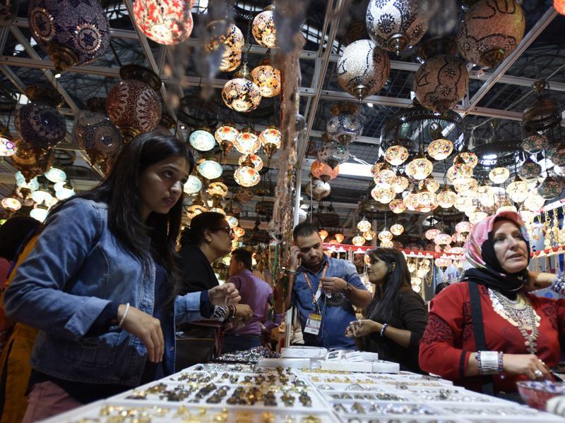Fearing fewer visitors, entry fee reduced at Delhi trade fair | Latest ...