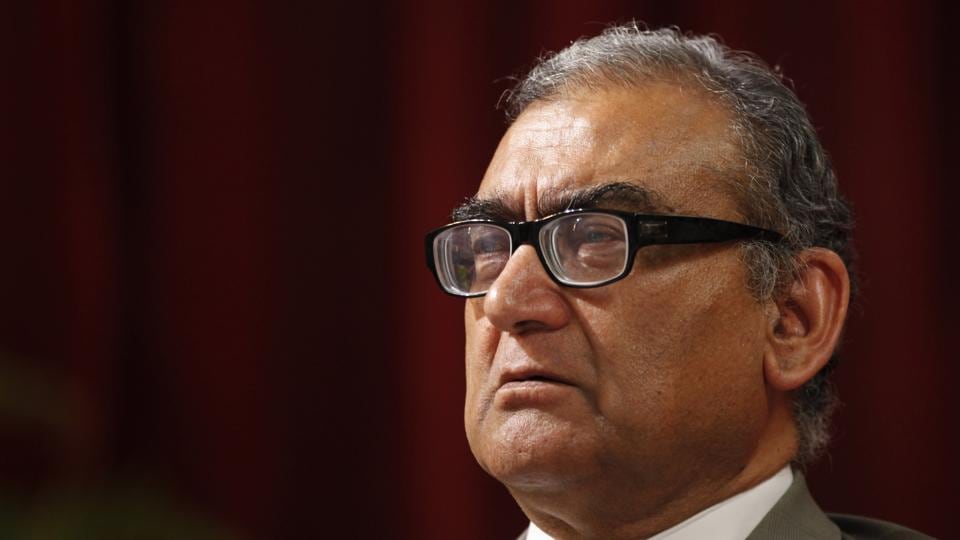 Justice Katju apologises for slamming Supreme Court judges on Facebook ...
